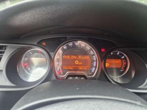 Red Citroen C5 2010 in Pasvalys, with an engine capacity of 1.60 L and mileage of 252 thousand km for 900 €, photo 11 on AUTOMOTO.COM.LV