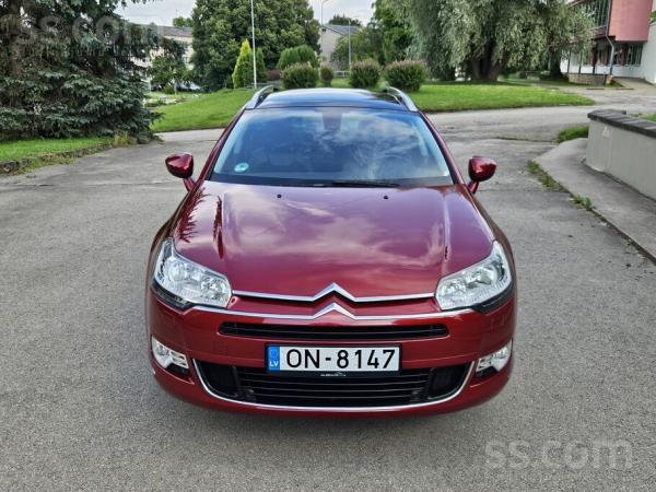 Sarkans Citroen C5 2012 Jēkabpils, ar dzinēja tilpumu 1.60 L un nobraukumu 188 tūkst. km par 4490 €, foto 3 vietnē AUTOMOTO.COM.LV