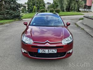Sarkans Citroen C5 2012 Jēkabpils, ar dzinēja tilpumu 1.60 L un nobraukumu 188 tūkst. km par 4490 €, foto 4 vietnē AUTOMOTO.COM.LV