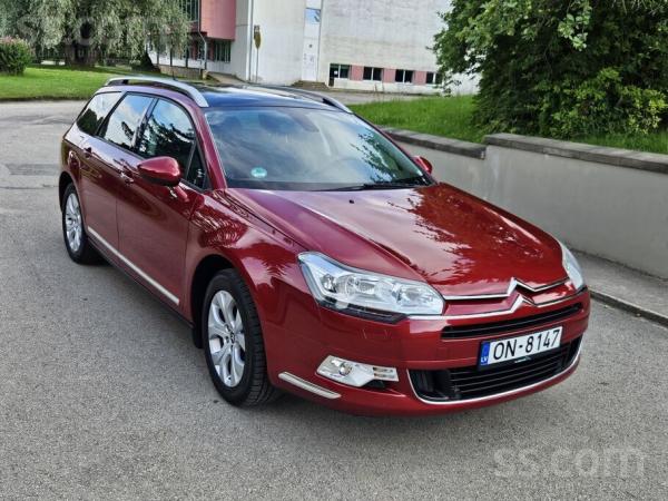 Sarkans Citroen C5 2012 Jēkabpils, ar dzinēja tilpumu 1.60 L un nobraukumu 188 tūkst. km par 4490 €, foto 4 vietnē AUTOMOTO.COM.LV