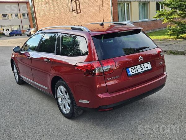 Sarkans Citroen C5 2012 Jēkabpils, ar dzinēja tilpumu 1.60 L un nobraukumu 188 tūkst. km par 4490 €, foto 10 vietnē AUTOMOTO.COM.LV
