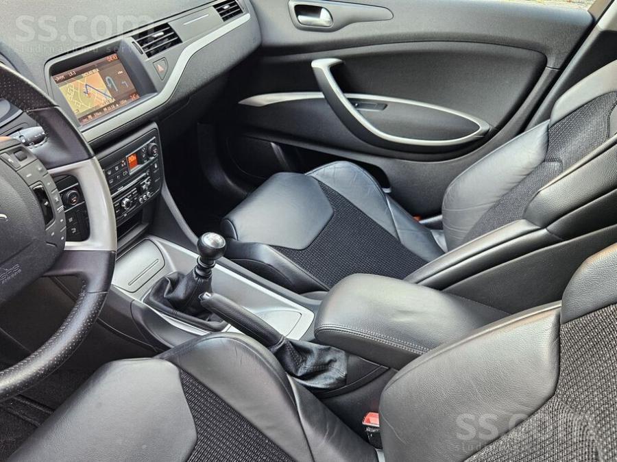 Sarkans Citroen C5 2012 Jēkabpils, ar dzinēja tilpumu 1.60 L un nobraukumu 188 tūkst. km par 4490 €, foto 14 vietnē AUTOMOTO.COM.LV