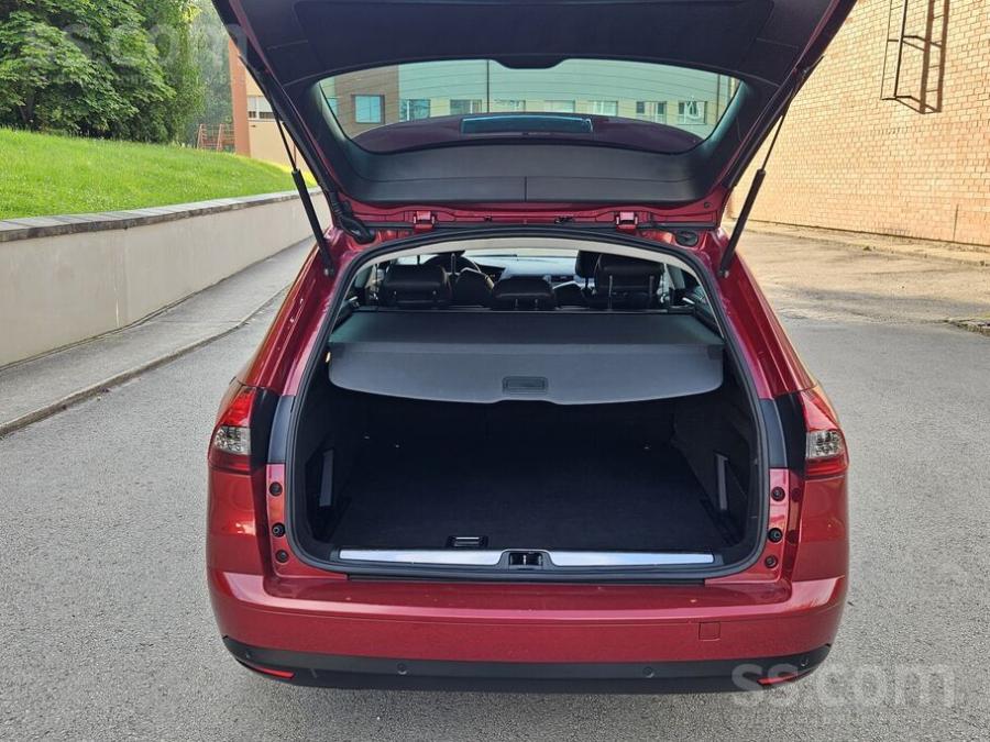 Sarkans Citroen C5 2012 Jēkabpils, ar dzinēja tilpumu 1.60 L un nobraukumu 188 tūkst. km par 4490 €, foto 19 vietnē AUTOMOTO.COM.LV