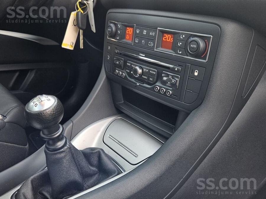 Sarkans Citroen C5 2012 Jēkabpils, ar dzinēja tilpumu 1.60 L un nobraukumu 188 tūkst. km par 4490 €, foto 24 vietnē AUTOMOTO.COM.LV