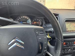 Sarkans Citroen C5 2012 Jēkabpils, ar dzinēja tilpumu 1.60 L un nobraukumu 188 tūkst. km par 4490 €, foto 30 vietnē AUTOMOTO.COM.LV