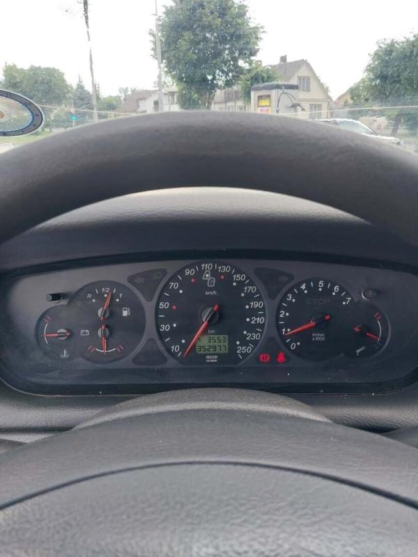 Citroen C5 2001 in Panevezys, with an engine capacity of 2.00 L and mileage of 358 thousand km for 550 €, photo 8 on AUTOMOTO.COM.LV