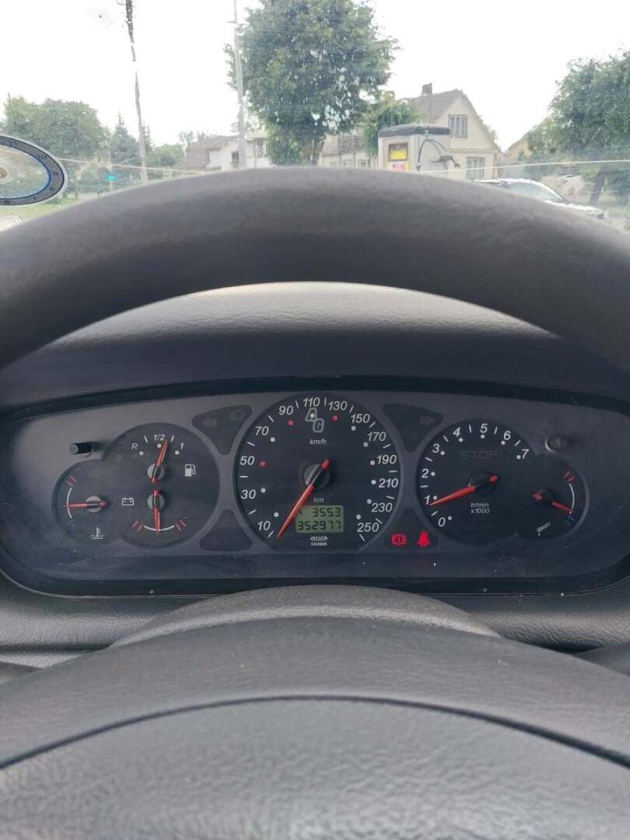 Citroen C5 2001 in Panevezys, with an engine capacity of 2.00 L and mileage of 358 thousand km for 550 €, photo 9 on AUTOMOTO.COM.LV