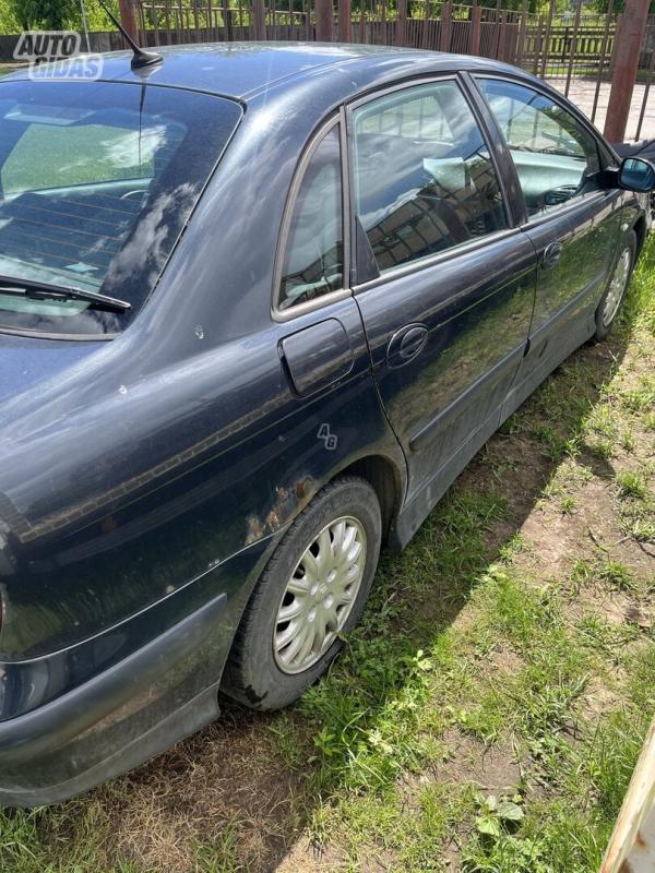 Citroen C5 2001 in Panevezys, with an engine capacity of 2.20 L and mileage of 300 thousand km for 350 €, photo 3 on AUTOMOTO.COM.LV
