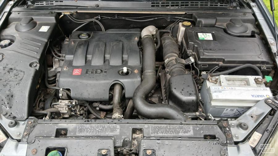 Citroen C5 2004 in Vilnius, with an engine capacity of 2.00 L and mileage of 205 thousand km for 500 €, photo 6 on AUTOMOTO.COM.LV
