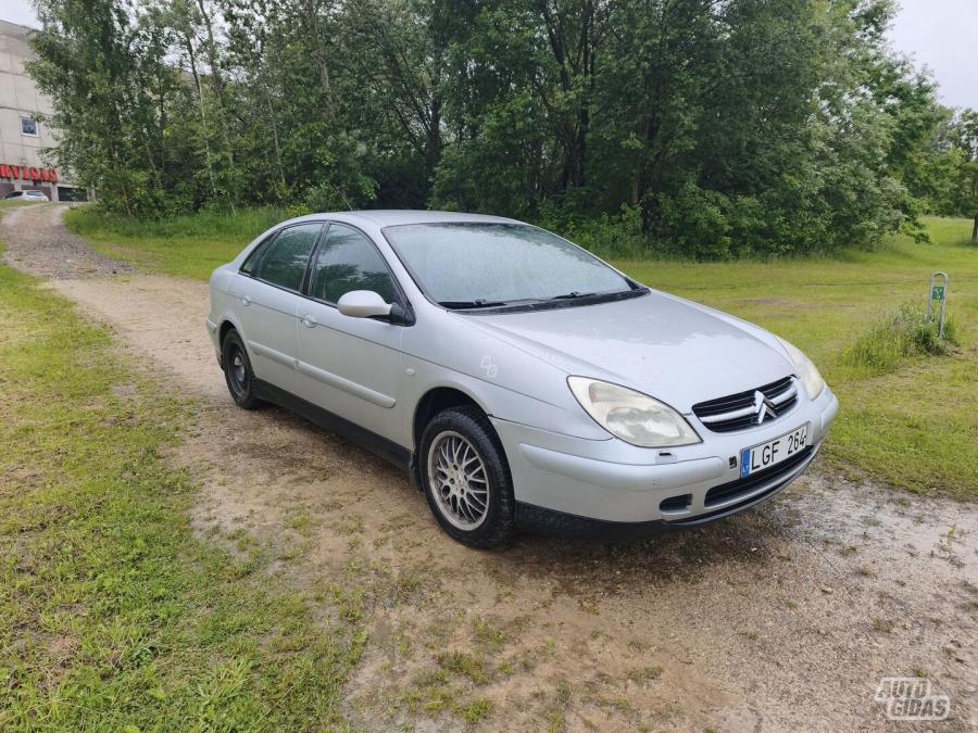 Citroen C5 2004 in Vilnius, with an engine capacity of 2.00 L and mileage of 390 thousand km for 500 €, photo 4 on AUTOMOTO.COM.LV