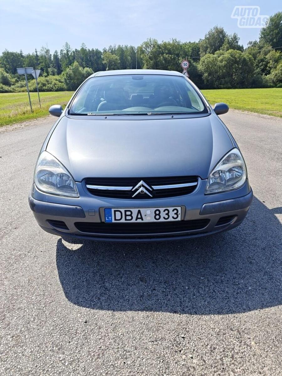 Citroen C5 2004 in Jonava, with an engine capacity of 1.60 L and mileage of 300 thousand km for 700 €, photo 7 on AUTOMOTO.COM.LV