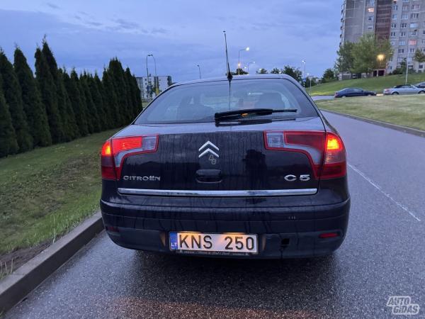 Citroen C5 2005 Jonava, ar dzinēja tilpumu 2.00 L un nobraukumu 430 tūkst. km par 600 €, foto 4 vietnē AUTOMOTO.COM.LV