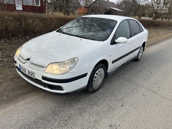 Citroen C5 2006 Varėna, ar dzinēja tilpumu 1.60 L un nobraukumu 403 tūkst. km par 450 €, foto 5 vietnē AUTOMOTO.COM.LV