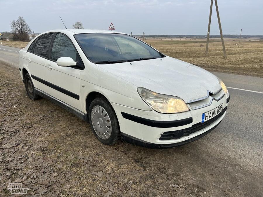 Citroen C5 2006 in Varena, with an engine capacity of 1.60 L and mileage of 403 thousand km for 450 €, photo 7 on AUTOMOTO.COM.LV