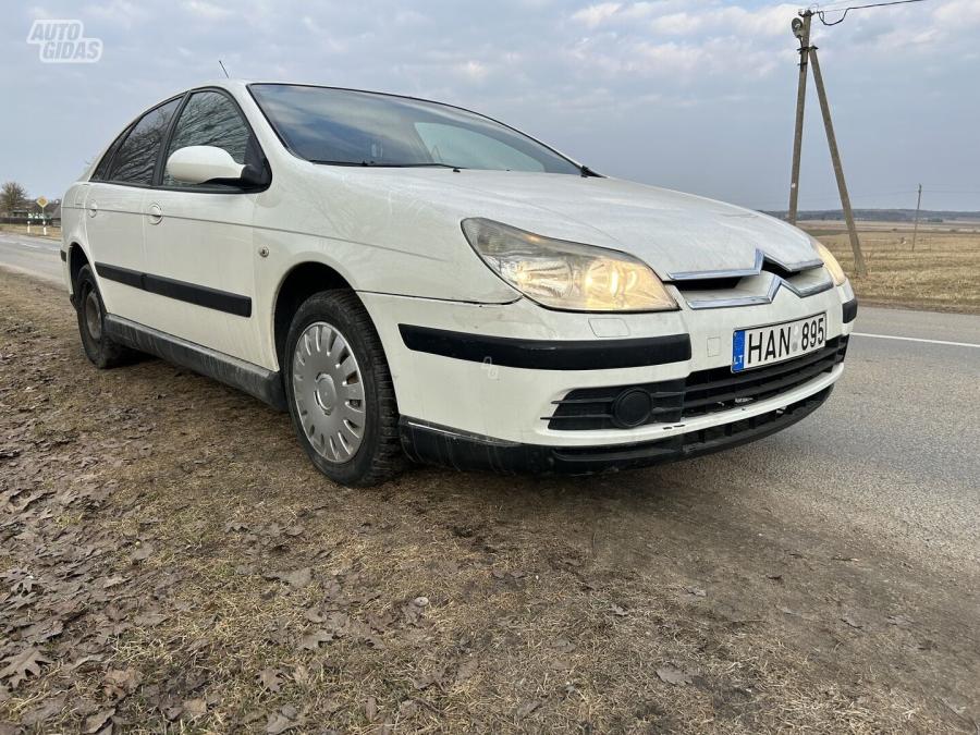 Citroen C5 2006 Varėna, ar dzinēja tilpumu 1.60 L un nobraukumu 403 tūkst. km par 340 €, foto 6 vietnē AUTOMOTO.COM.LV