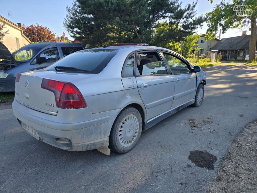 Citroen C5 2006 in Radviliskis, with an engine capacity of 2.00 L and mileage of 270 thousand km for 350 €, photo 4 on AUTOMOTO.COM.LV