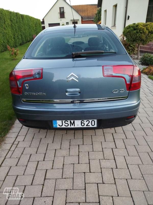 Ситроен С5 2007 в Вильнюс на AUTOMOTO.COM.LV Ситроен С5 2007 в Вильнюс, объемом двигателя 1.60 л и пробегом 0 тыс. км за 950 €, фото 8 на AUTOMOTO.COM.LV