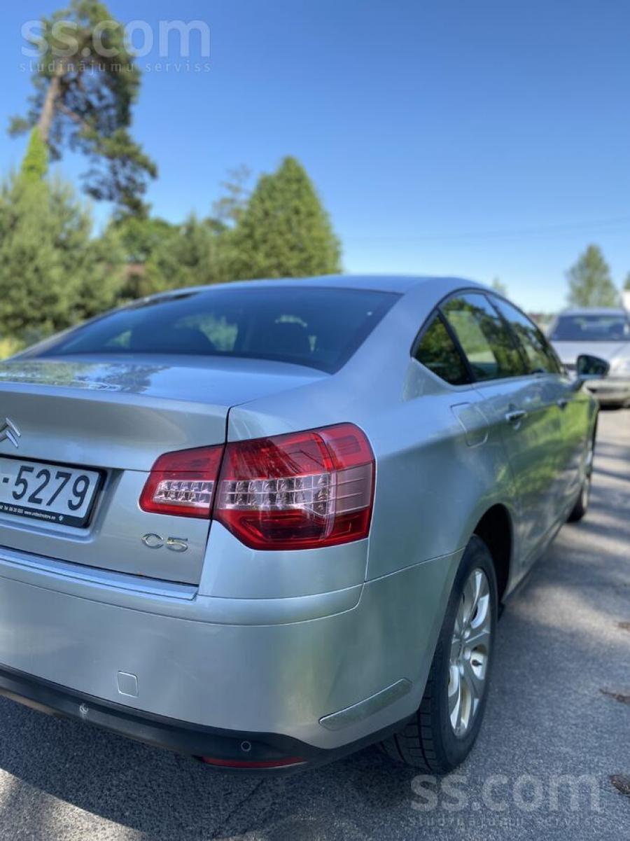 Citroen C5 2008 Rīga, ar dzinēja tilpumu 2.00 L un nobraukumu 267 tūkst. km par 1490 €, foto 4 vietnē AUTOMOTO.COM.LV