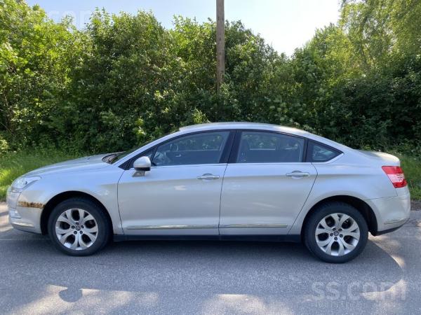 Citroen C5 2008 Rīga, ar dzinēja tilpumu 2.00 L un nobraukumu 267 tūkst. km par 1490 €, foto 7 vietnē AUTOMOTO.COM.LV
