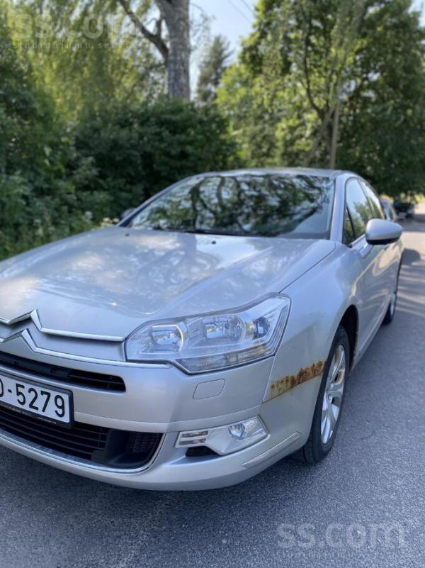 Citroen C5 2008 Rīga, ar dzinēja tilpumu 2.00 L un nobraukumu 267 tūkst. km par 1490 €, foto 8 vietnē AUTOMOTO.COM.LV
