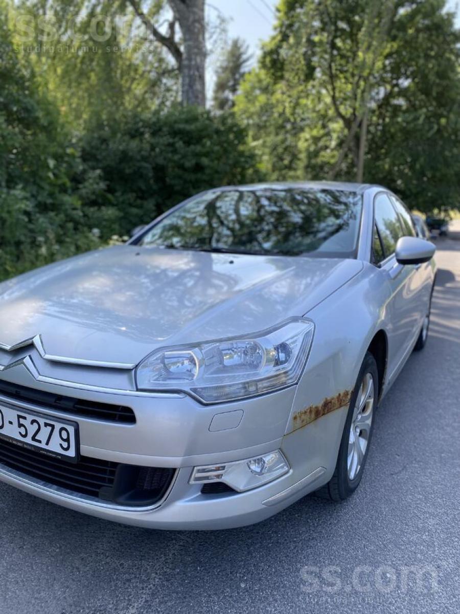 Citroen C5 2008 Rīga, ar dzinēja tilpumu 2.00 L un nobraukumu 267 tūkst. km par 1490 €, foto 8 vietnē AUTOMOTO.COM.LV