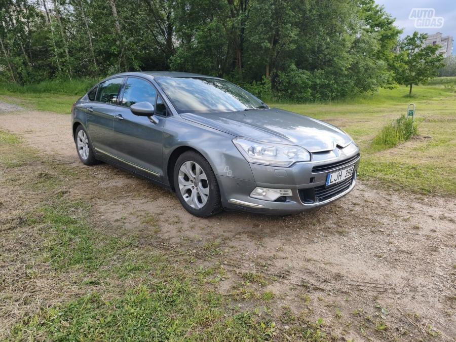 Citroen C5 2008 in Vilnius, with an engine capacity of 2.00 L and mileage of 336 thousand km for 1200 €, photo 4 on AUTOMOTO.COM.LV