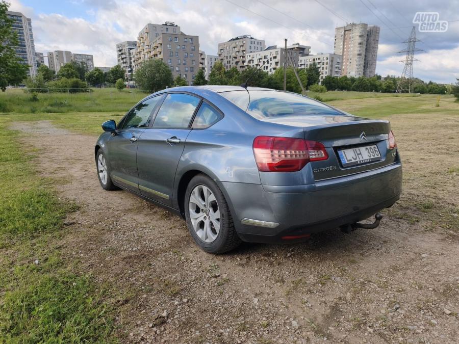 Citroen C5 2008 in Vilnius, with an engine capacity of 2.00 L and mileage of 336 thousand km for 1200 €, photo 8 on AUTOMOTO.COM.LV