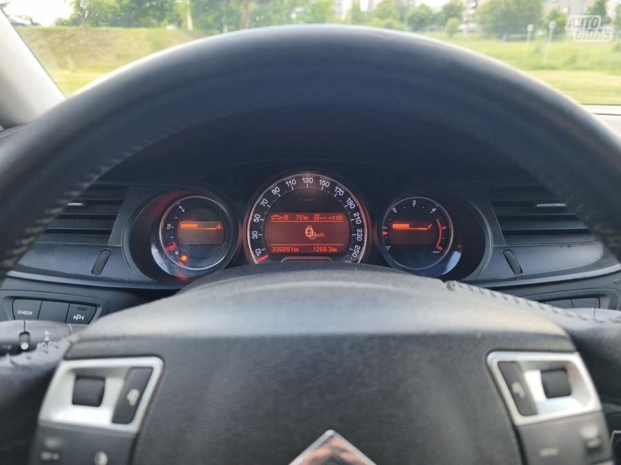 Citroen C5 2008 in Vilnius, with an engine capacity of 2.00 L and mileage of 336 thousand km for 1200 €, photo 14 on AUTOMOTO.COM.LV