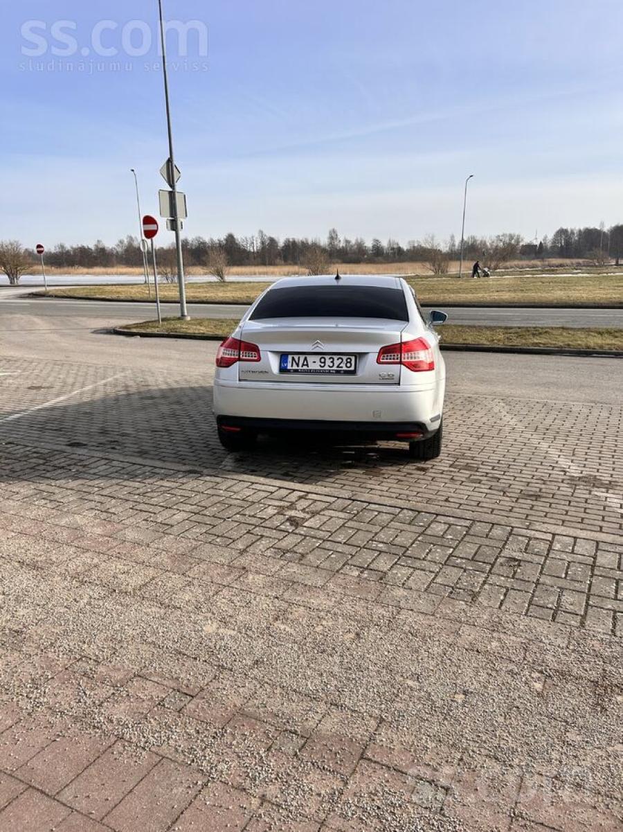 Citroen C5 2008 in Liepaja, with an engine capacity of 2.00 L and mileage of 342 thousand km for 3300 €, photo 5 on AUTOMOTO.COM.LV