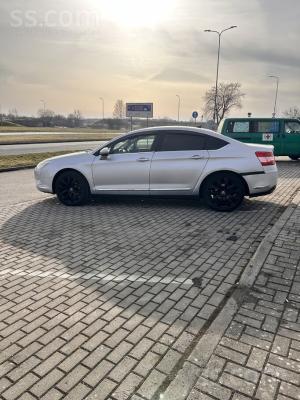 Citroen C5 2008 in Liepaja, with an engine capacity of 2.00 L and mileage of 342 thousand km for 3300 €, photo 6 on AUTOMOTO.COM.LV