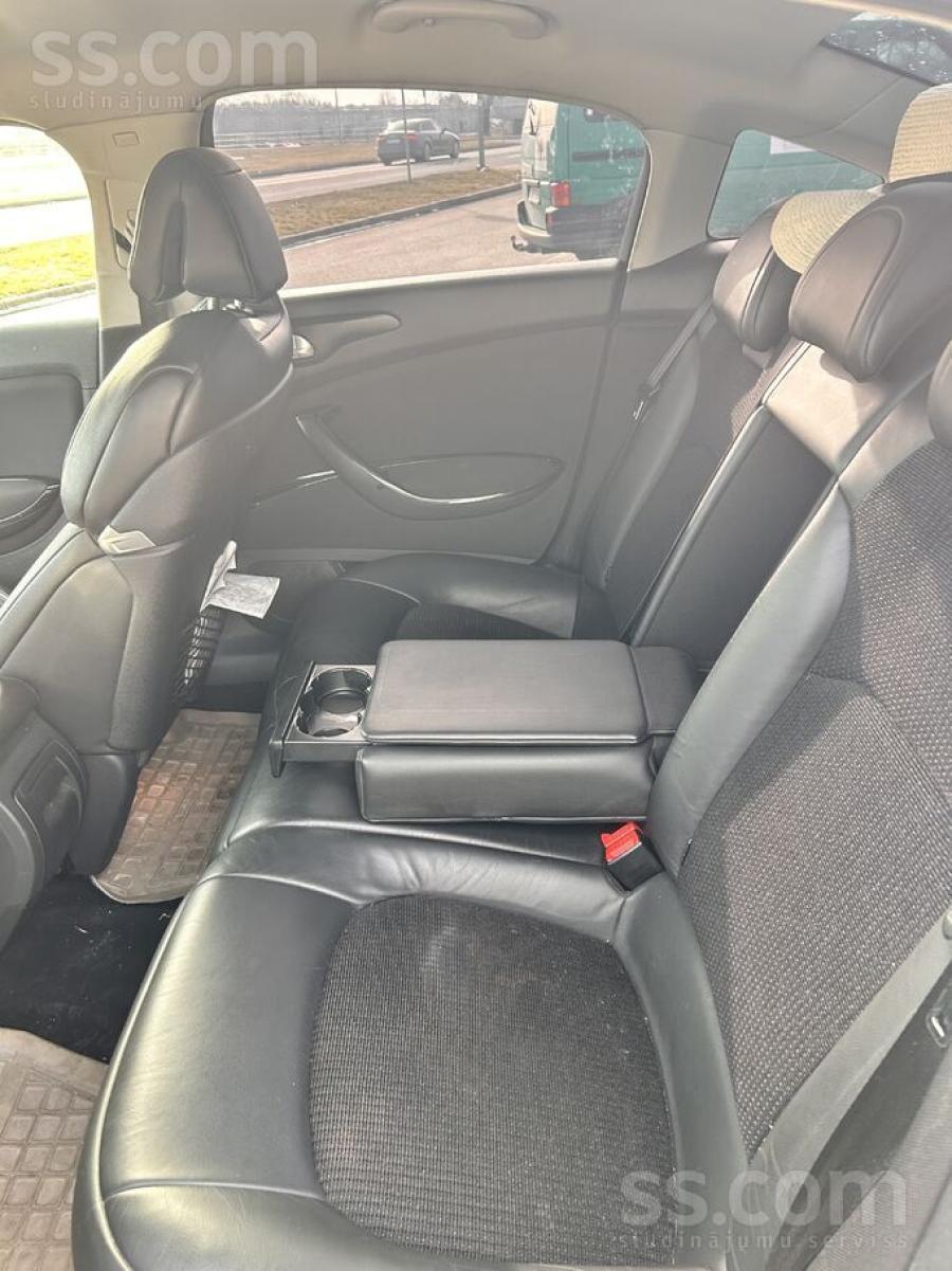 Citroen C5 2008 in Liepaja, with an engine capacity of 2.00 L and mileage of 342 thousand km for 3300 €, photo 12 on AUTOMOTO.COM.LV