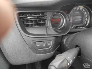 Citroen C5 2008 in Kretinga, with an engine capacity of 2.00 L and mileage of 398 thousand km for 930 €, photo 14 on AUTOMOTO.COM.LV