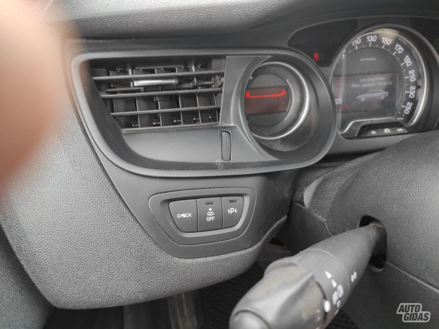 Citroen C5 2008 in Kretinga, with an engine capacity of 2.00 L and mileage of 398 thousand km for 930 €, photo 14 on AUTOMOTO.COM.LV