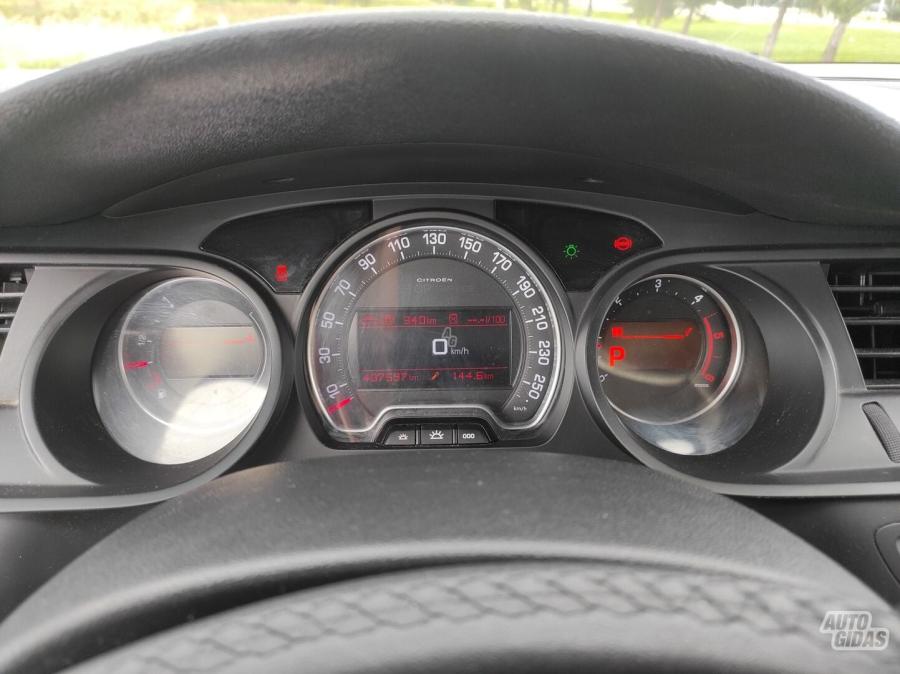 Citroen C5 2008 in Kretinga, with an engine capacity of 2.00 L and mileage of 398 thousand km for 930 €, photo 15 on AUTOMOTO.COM.LV
