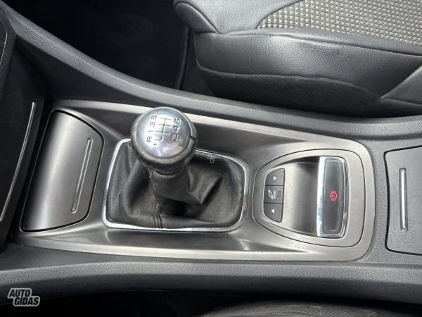 Citroen C5 2009 in Taurage, with an engine capacity of 2.00 L and mileage of 309 thousand km for 1600 €, photo 10 on AUTOMOTO.COM.LV