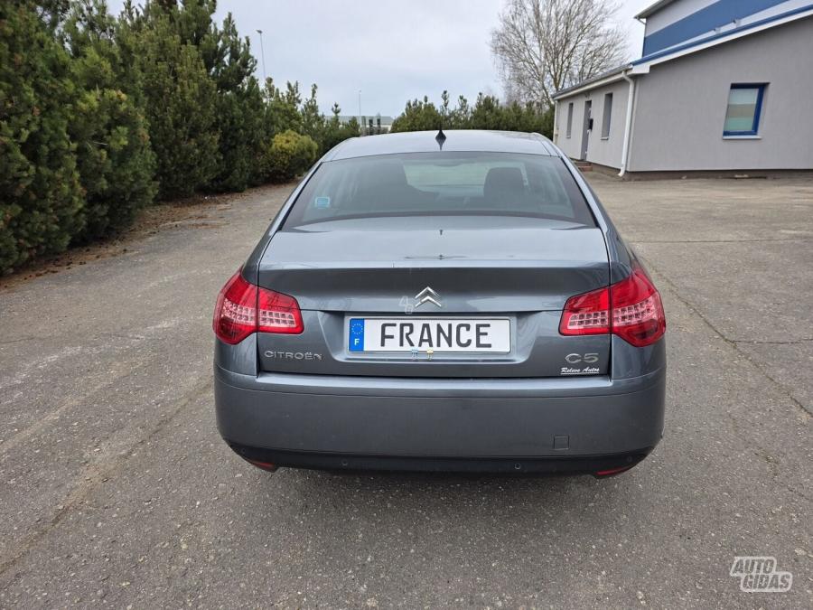 Citroen C5 2009 Radviliškis, ar dzinēja tilpumu 2.00 L un nobraukumu 305 tūkst. km par 3150 €, foto 7 vietnē AUTOMOTO.COM.LV