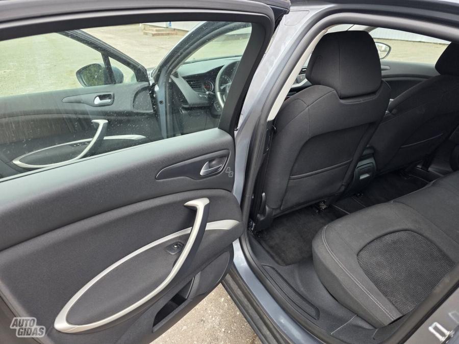 Citroen C5 2009 Radviliškis, ar dzinēja tilpumu 2.00 L un nobraukumu 305 tūkst. km par 3150 €, foto 9 vietnē AUTOMOTO.COM.LV