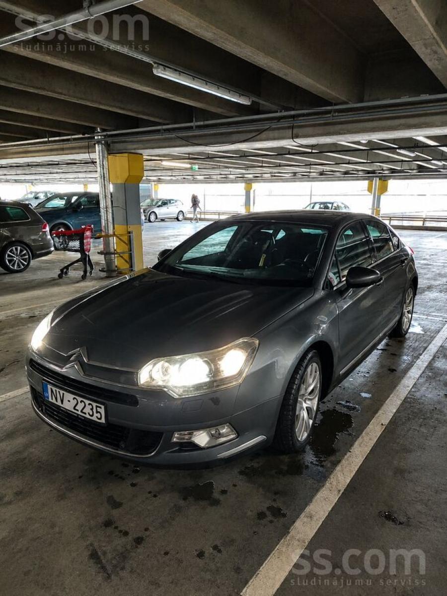 Citroen C5 2009 Rīga, ar dzinēja tilpumu 3.00 L un nobraukumu 281 tūkst. km par 2100 €, foto 1 vietnē AUTOMOTO.COM.LV