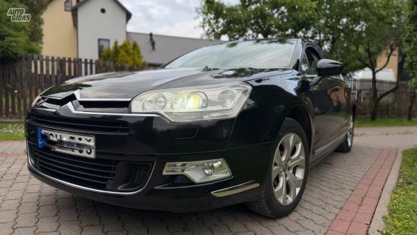 Citroen C5 2009 Viļņa, ar dzinēja tilpumu 2.00 L un nobraukumu 243 tūkst. km par 1950 €, foto 1 vietnē AUTOMOTO.COM.LV