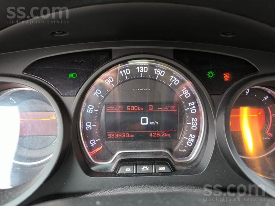 Ситроен С5 2009 в Лимбажи, объемом двигателя 2.00 л и пробегом 334 тыс. км за 2300 €, фото 11 на AUTOMOTO.COM.LV