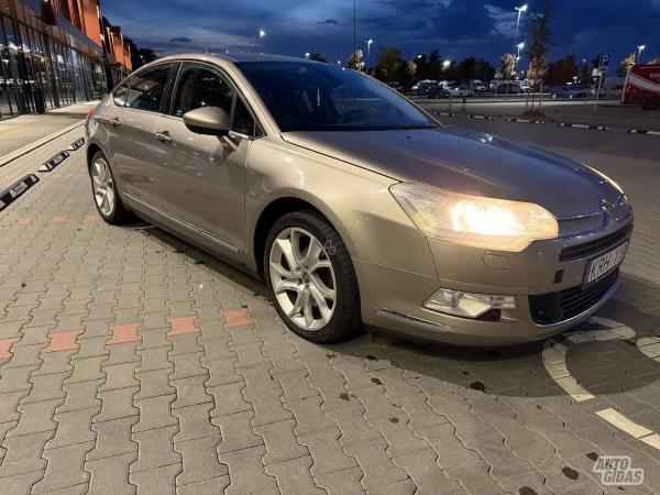 Citroen C5 2009 in Klaipeda, with an engine capacity of 2.00 L and mileage of 360 thousand km for 1700 €, photo 1 on AUTOMOTO.COM.LV