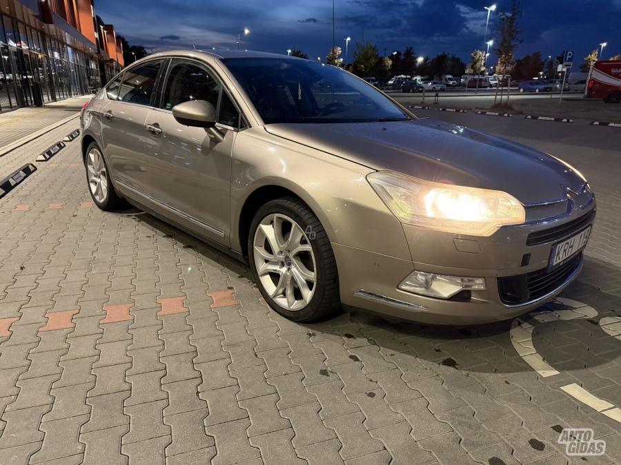 Citroen C5 2009 in Klaipeda, with an engine capacity of 2.00 L and mileage of 360 thousand km for 1700 €, photo 1 on AUTOMOTO.COM.LV