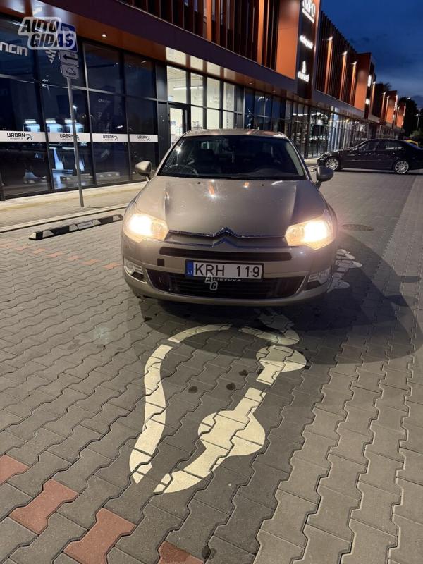 Citroen C5 2009 in Klaipeda, with an engine capacity of 2.00 L and mileage of 360 thousand km for 1700 €, photo 8 on AUTOMOTO.COM.LV