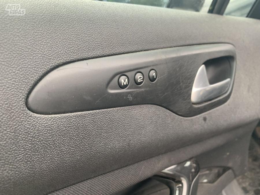 Citroen C5 2009 Panevēža, ar dzinēja tilpumu 2.70 L un nobraukumu 263 tūkst. km par 999 €, foto 14 vietnē AUTOMOTO.COM.LV