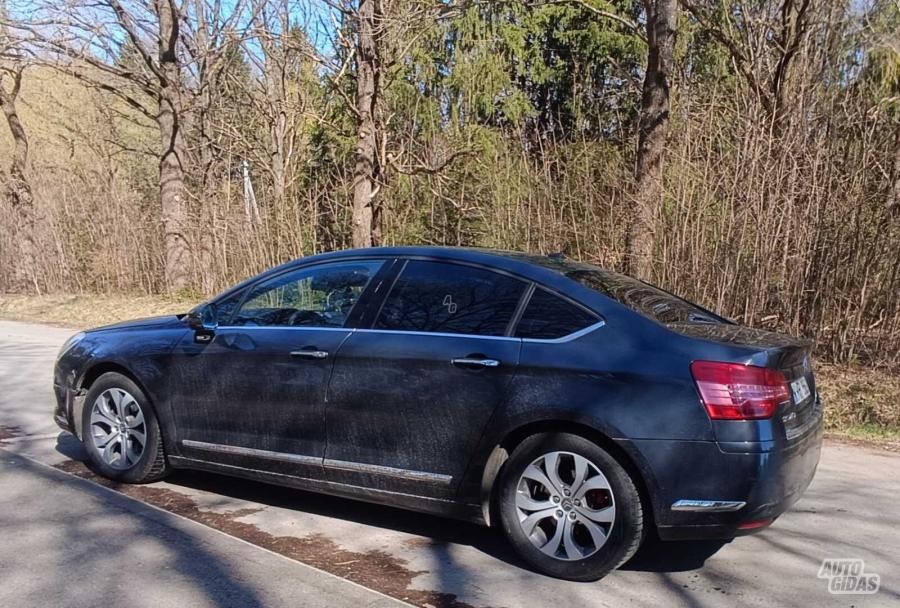 Citroen C5 2010 in Siauliai, with an engine capacity of 2.00 L and mileage of 270 thousand km for 2400 €, photo 8 on AUTOMOTO.COM.LV