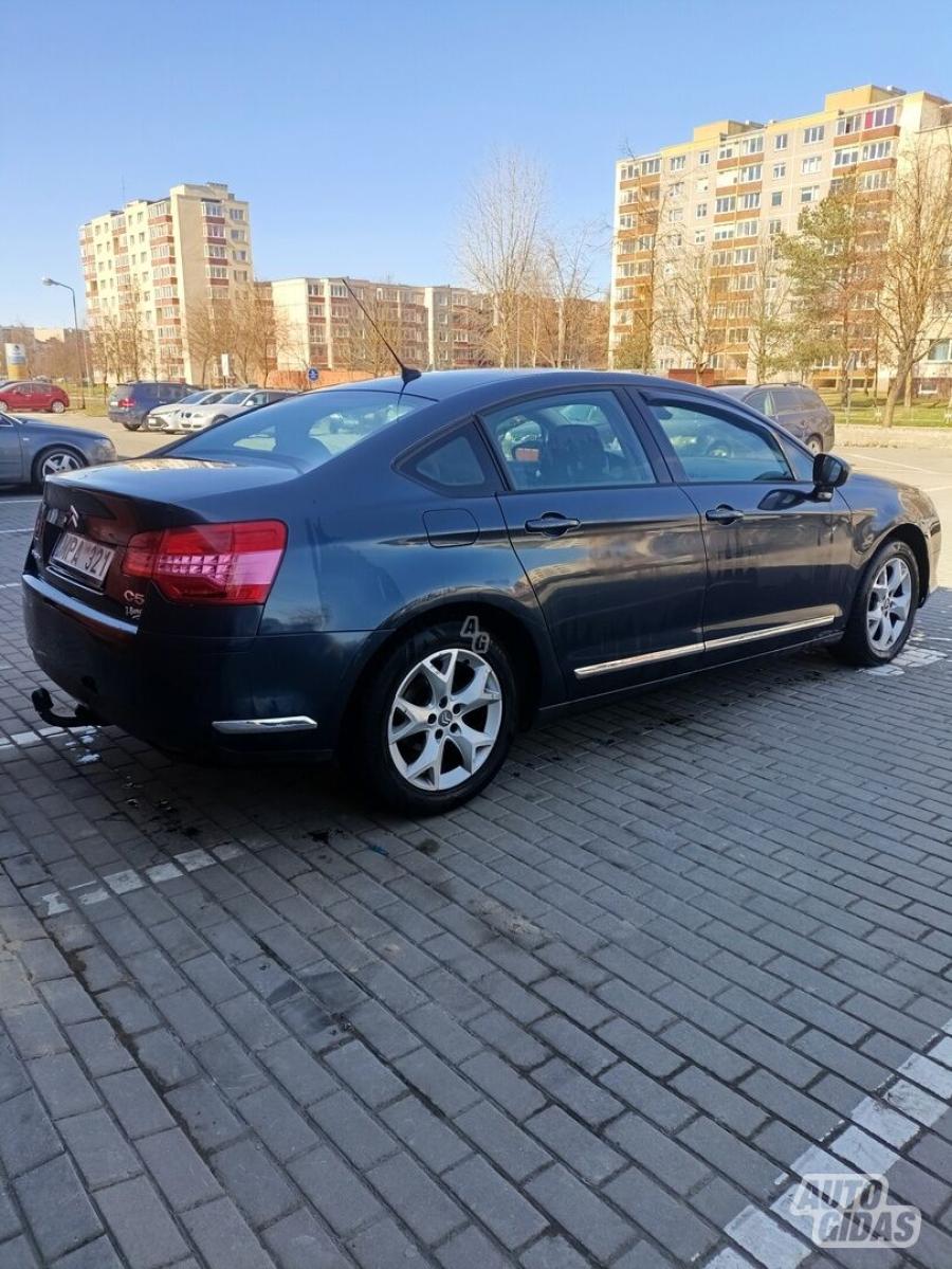 Ситроен С5 2010 в Паневежис, объемом двигателя 2.00 л и пробегом 298 тыс. км за 3000 €, фото 4 на AUTOMOTO.COM.LV