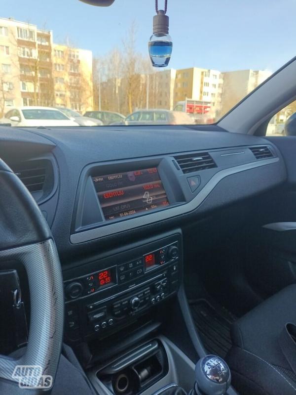 Citroen C5 2010 in Panevezys, with an engine capacity of 2.00 L and mileage of 298 thousand km for 3000 €, photo 7 on AUTOMOTO.COM.LV