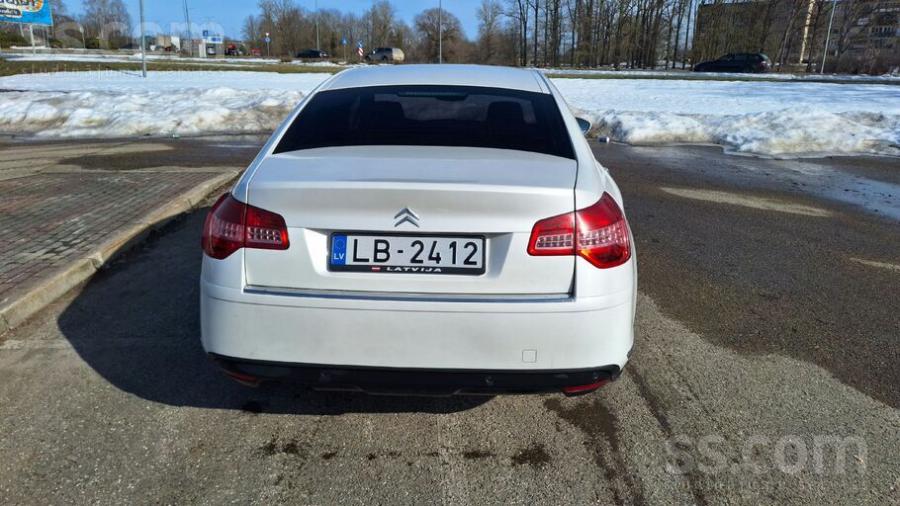 Citroen C5 2010 Jēkabpils, ar dzinēja tilpumu 2.00 L un nobraukumu 233 tūkst. km par 2850 €, foto 5 vietnē AUTOMOTO.COM.LV