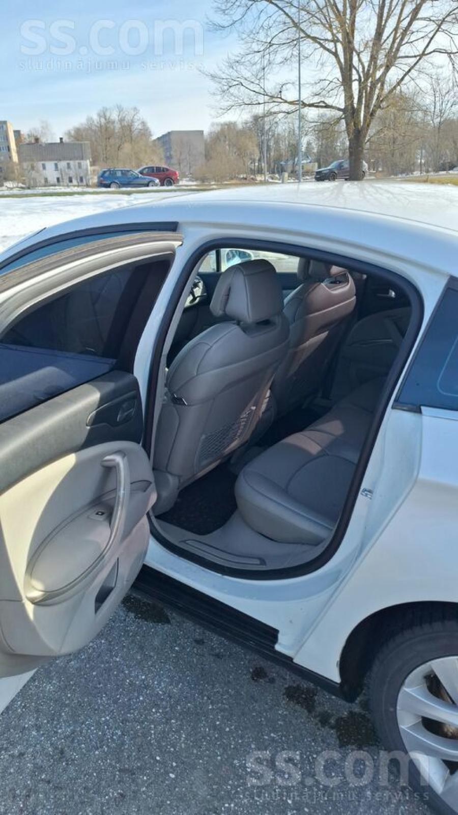 Citroen C5 2010 Jēkabpils, ar dzinēja tilpumu 2.00 L un nobraukumu 233 tūkst. km par 2850 €, foto 9 vietnē AUTOMOTO.COM.LV