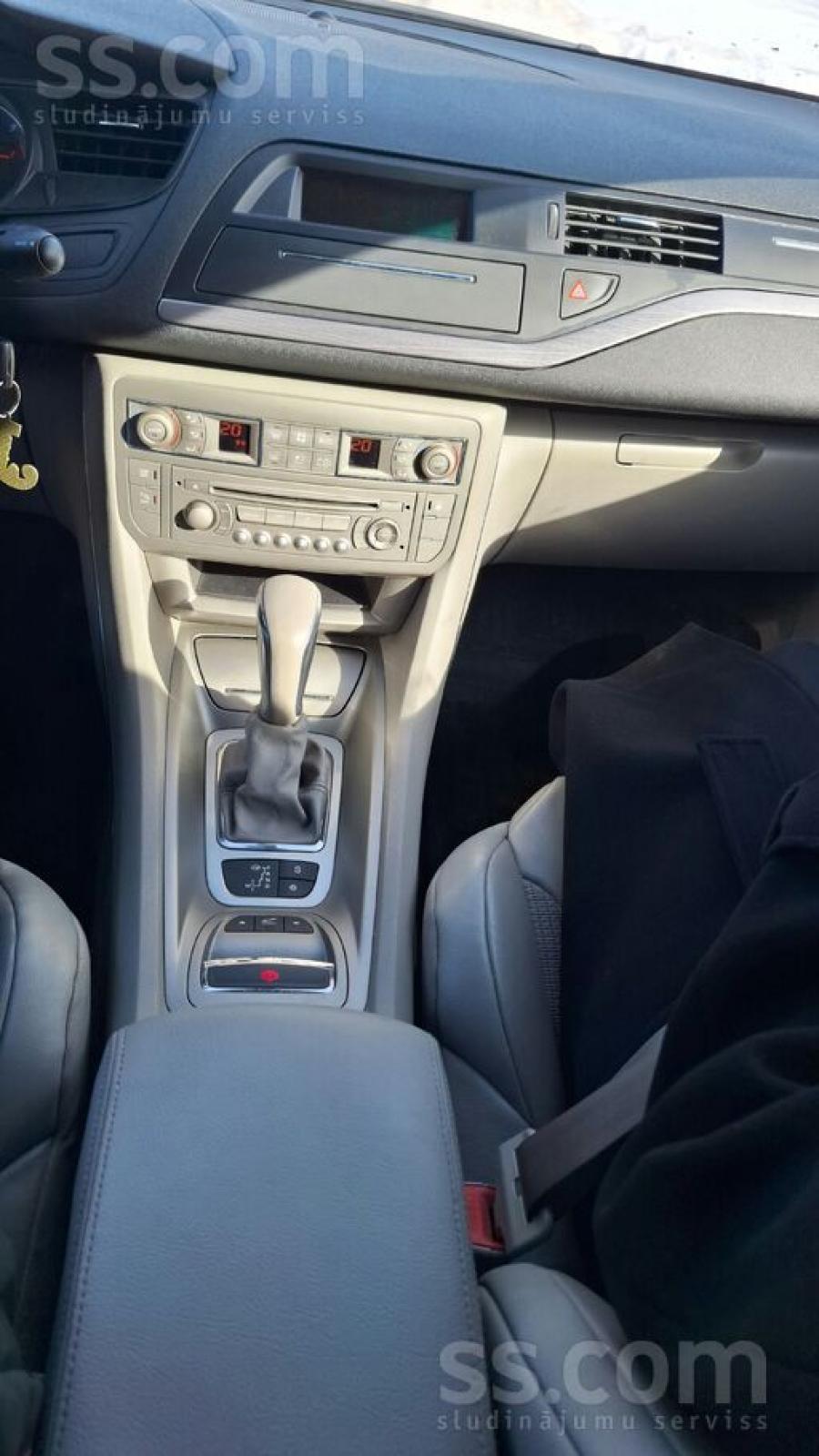 Citroen C5 2010 Jēkabpils, ar dzinēja tilpumu 2.00 L un nobraukumu 233 tūkst. km par 2850 €, foto 12 vietnē AUTOMOTO.COM.LV